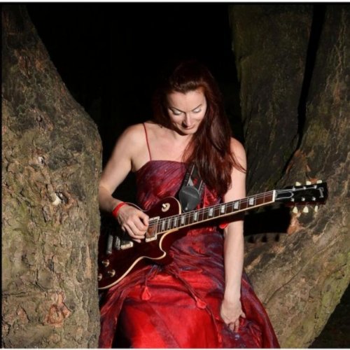 Play 100,000 Welcomes by Elizabeth Fields on Amazon Music