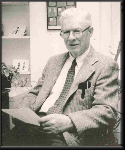 Capturing the Essence: How Herman Hall Interpreted : Amazon.de: Bücher