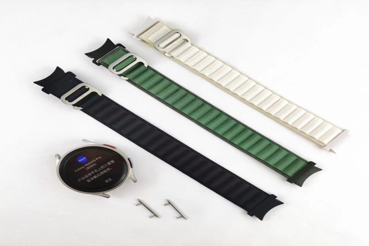 Watch How to install the alpine band on Amazon Live