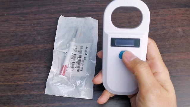 Watch Yanzeo AR180 Pet Microchip Scanner, RFID Animal Reader on Amazon Live