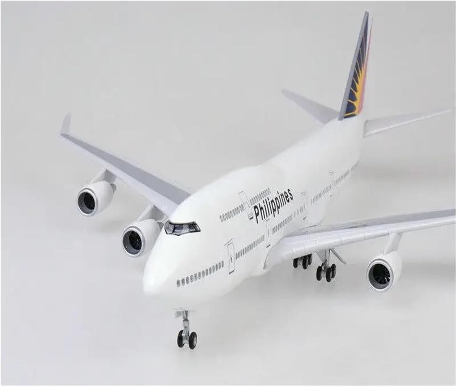 Amazon.co.jp: Aircraft 1/150 Scale Boeing 747 Aircraft Model Philippine ...