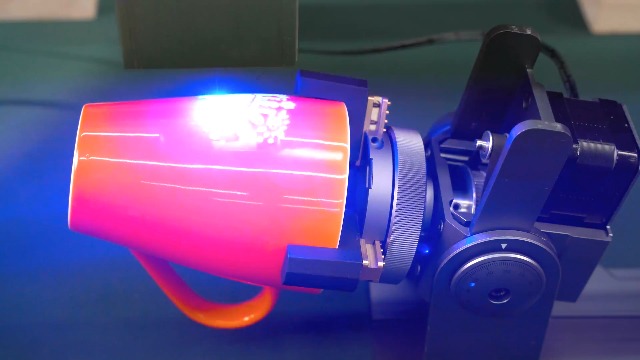 Watch Atomstack Maker R1 Rotary Chuck on Amazon Live