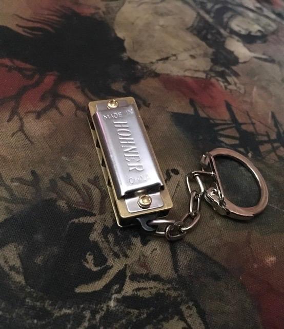 Amazon.com: Hohner Accordions M108 Keychain, Original Version : Musical ...