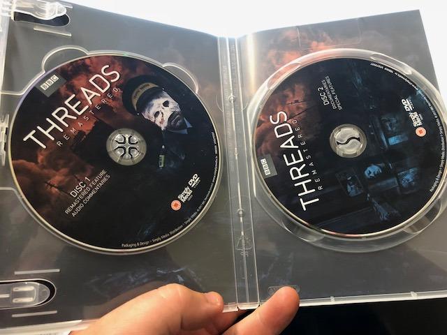 THREADS - THREADS (1 Blu-ray): Amazon.co.uk: DVD & Blu-ray