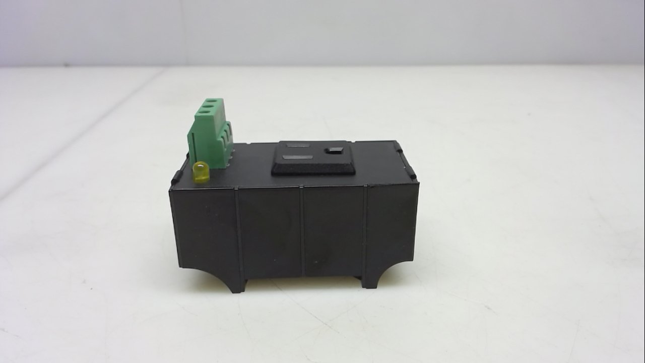 Buy MURR ELEKTRONIK 676166 MSVD Power Socket .NEMA with LED. ING Rail ...