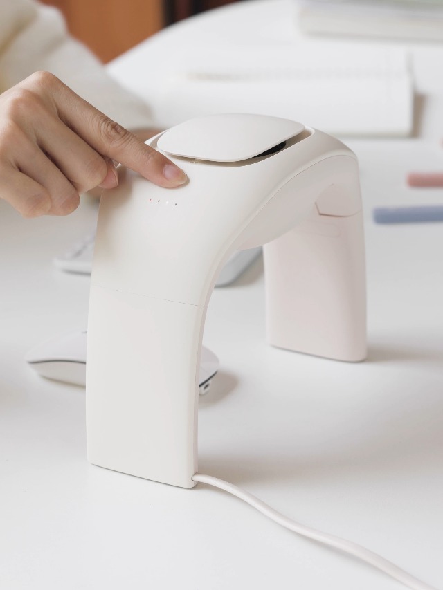 Watch Xuenair Heated Mouse Pad Hand Warmer on Amazon Live