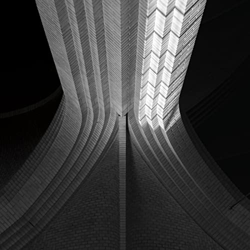 Play Drone Signals by Ben Chatwin on Amazon Music