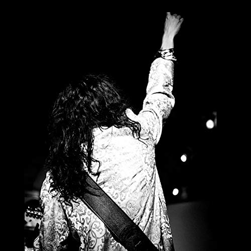 Amazon MusicでNish the FishのHollywood Nightclubを再生する