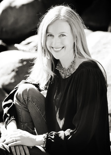 Amazon.com: Laura Resau: books, biography, latest update