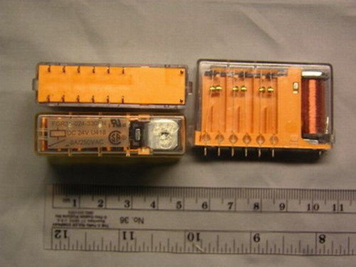 FGR FGR35-024-330FN 6 Pole 24V 3NO 3NC Safety Relay: Amazon.com ...