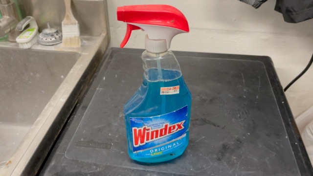 Watch Windex Powerized Glass Cleaner with Ammonia-d on Amazon Live