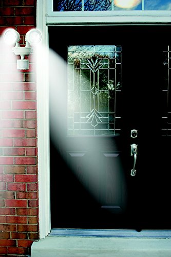 MAXSA Motion-Activated Security Outdoor Spotlight Review - Solar Panel ...