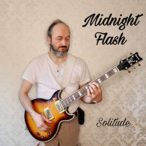 Écouter Solitude par Midnight Flash sur Amazon Music Unlimited