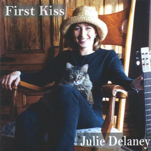 Julie Delaney - First Kiss - Amazon.com Music