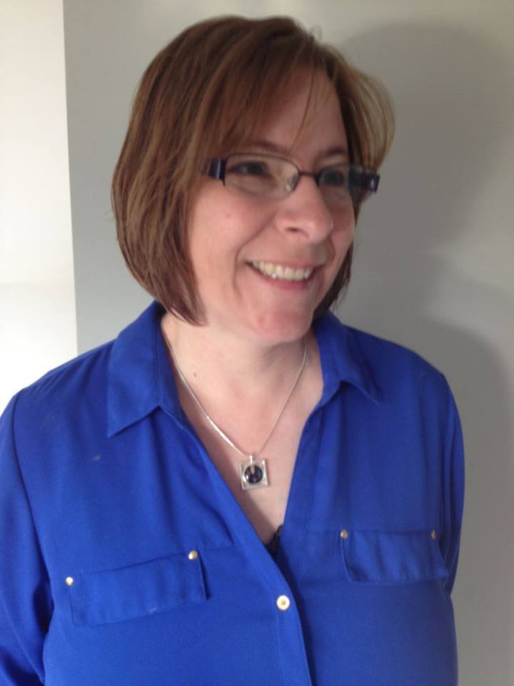 Amazon.com: Elizabeth Munro: books, biography, latest update