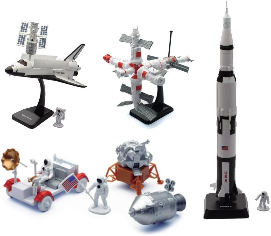 Amazon.com: Nasa Space Adventure Child Plastic Toy Model Kit - Space ...