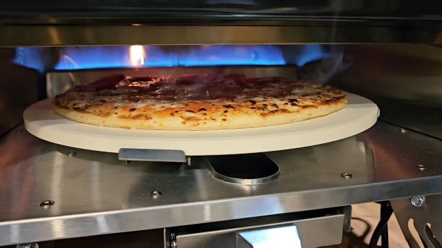 Watch Mellcom Pizza Oven makes the perfect pizza on Amazon Live