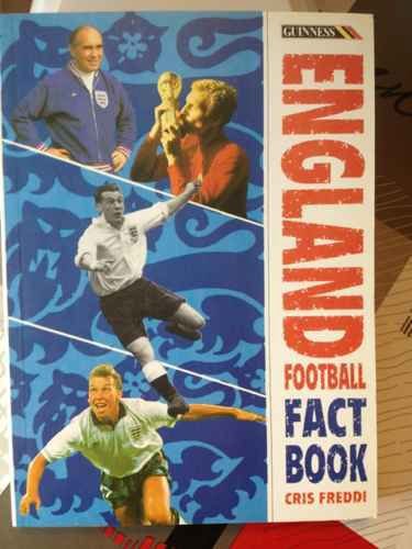 The England Football Fact Book: Amazon.co.uk: Freddi, Cris ...