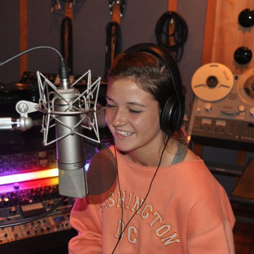 Amazon.com: Fight Strong : Jackie Gray: Digital Music