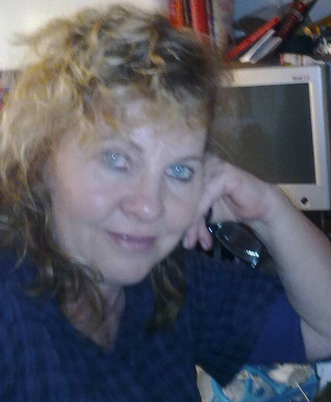 Amazon.com: Adele Reynders: books, biography, latest update