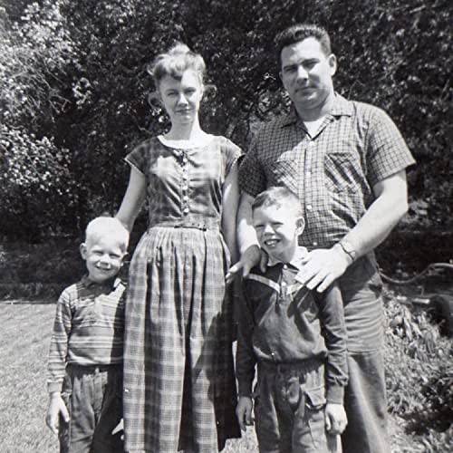 Écouter Shine That Light par Akudama sur Amazon Music Unlimited