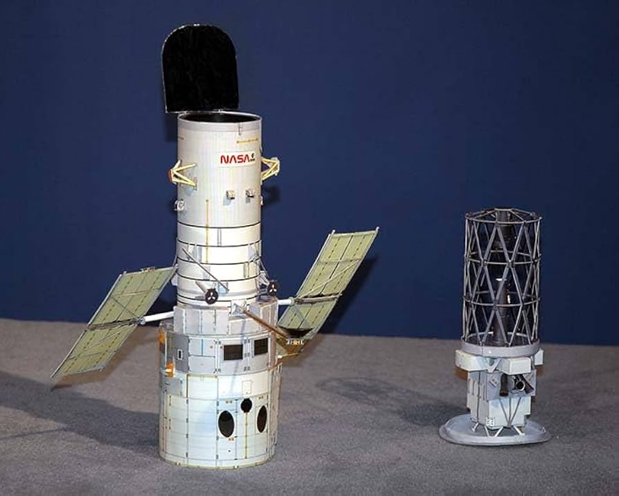 Hubble Telescope Model Kit