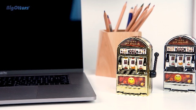 Watch Mini Slot Machine Toy on Amazon Live