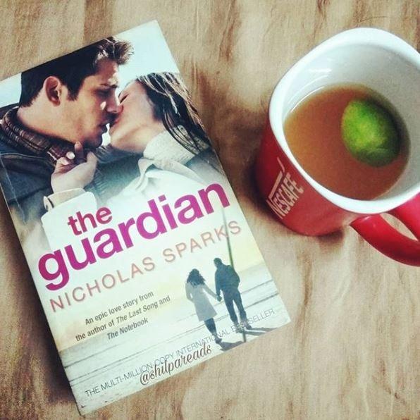 The Guardian : Sparks, Nicholas: Amazon.in: Books