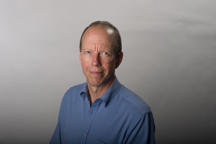 Amazon.com: Stephen Gauer: books, biography, latest update