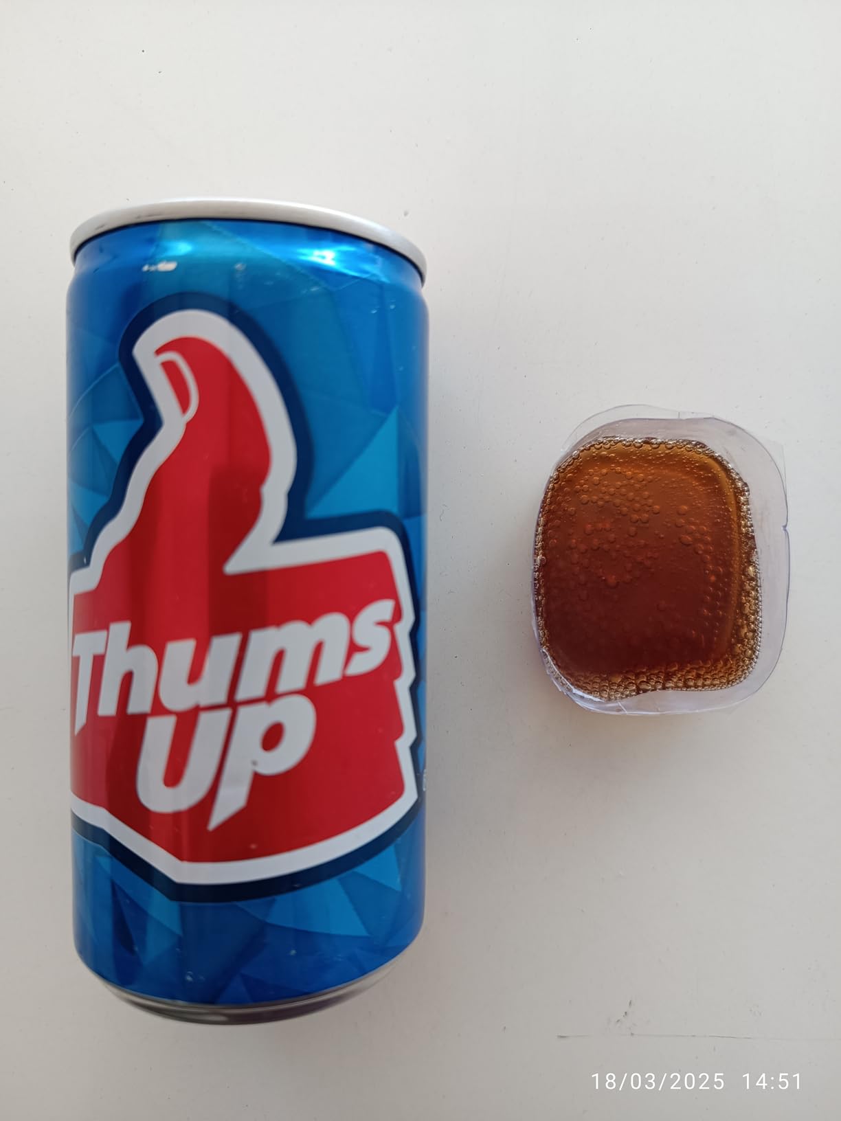 Thums Up Soft Drink Can,Cola,300 Ml : Amazon.in: Books