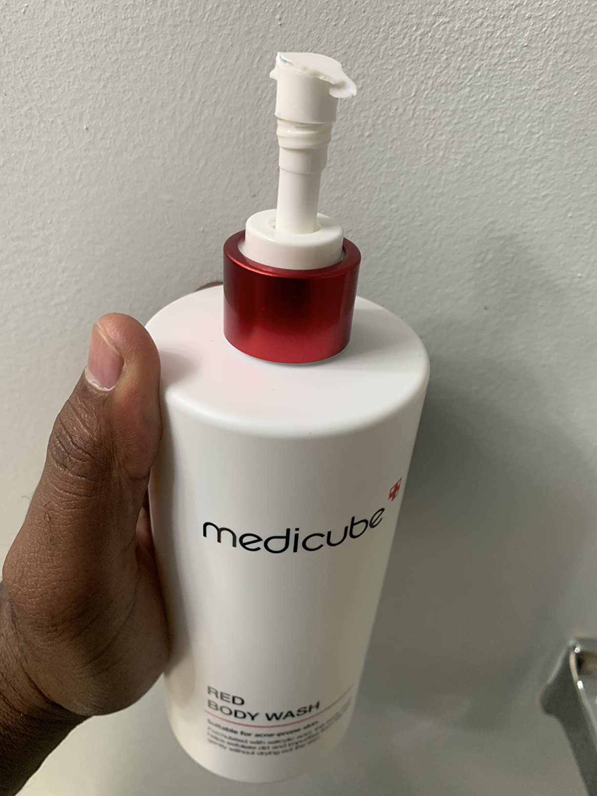 $8/mo - Finance Medicube Red Body Wash || Exfoliate rough and bumpy ...