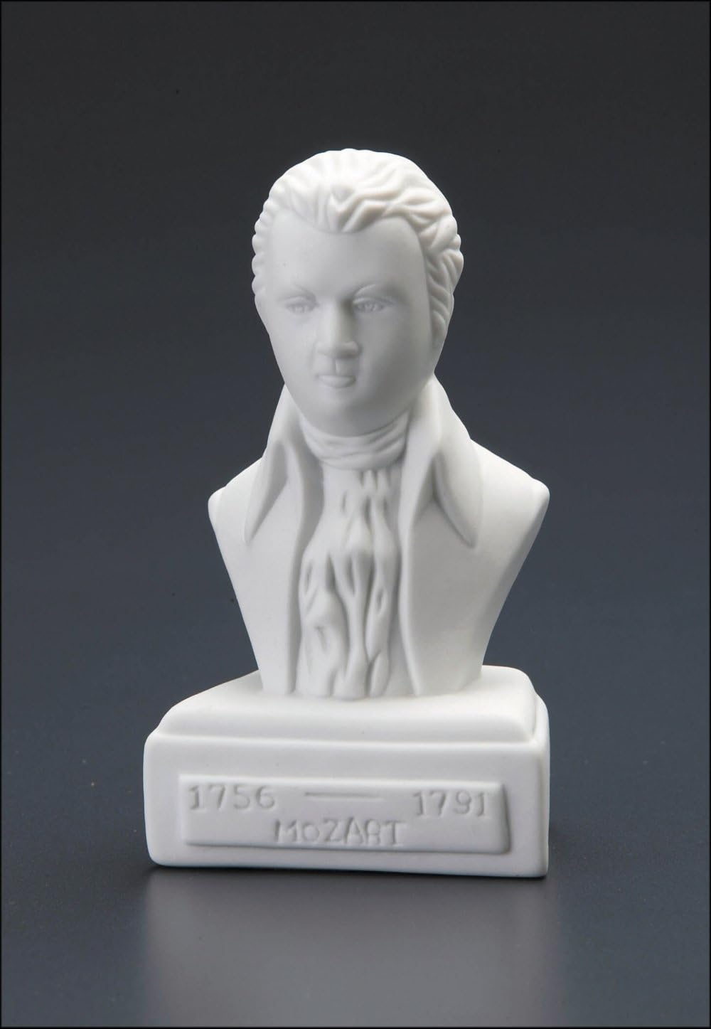 Amazon.com: Willis Music Composer Statuette - Mozart 5" : Home & Kitchen