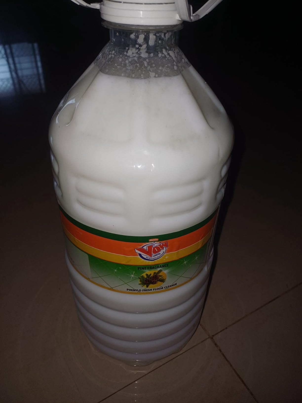 Vow Phenyl Fresh Floor Cleaner - 5000 ml (Pine Fragrance) : Amazon.in ...