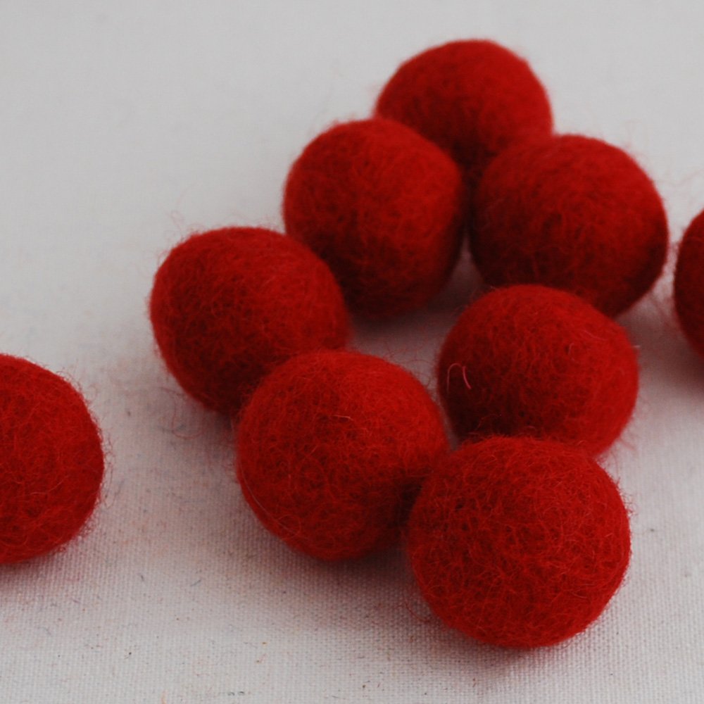 100% Wool Felt Balls 2.5cm- 10 Count - Red : Amazon.co.uk: Toys & Games
