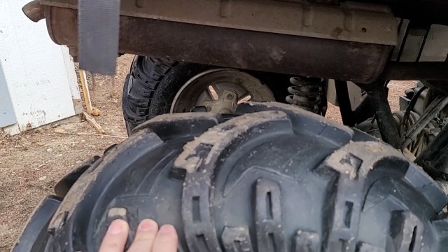 Watch Mud Wolf Tire Review on Amazon Live