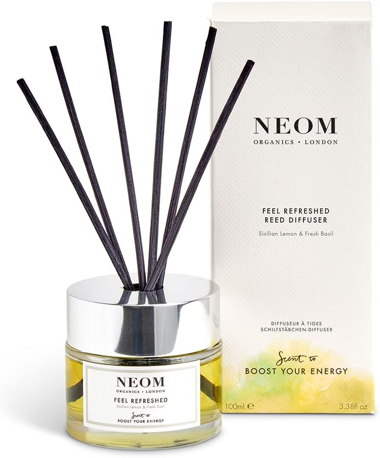 NEOM- Bedtime Hero Luxury Reed Diffuser, 100ml | Chamomile & Ylang ...