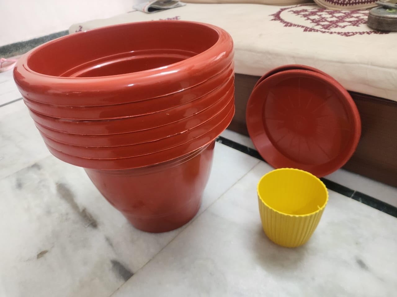 Varshney Gardening 12 Inch Dulex Fancy Gamla/Planter Pot/Flower Round ...