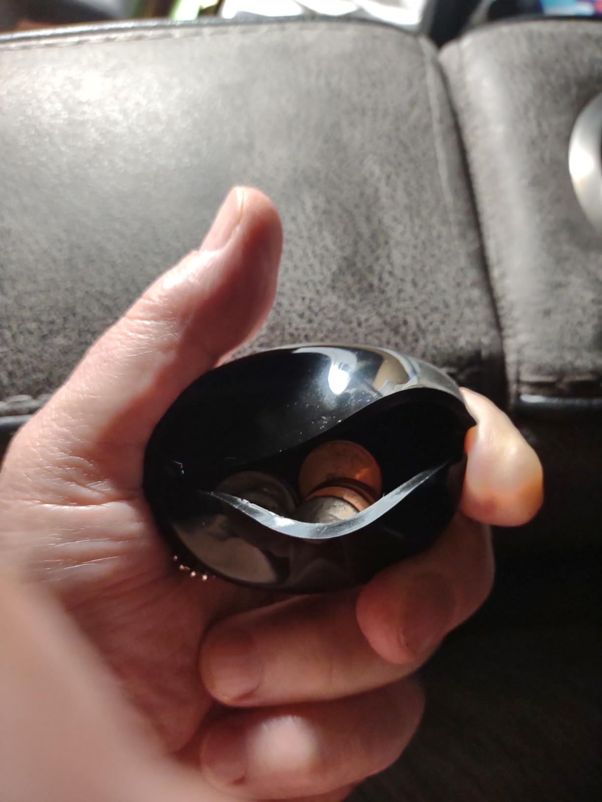 Amazon.com: DEEZOMO Oval Squeeze Coin Holders - Coin Purse for Women ...