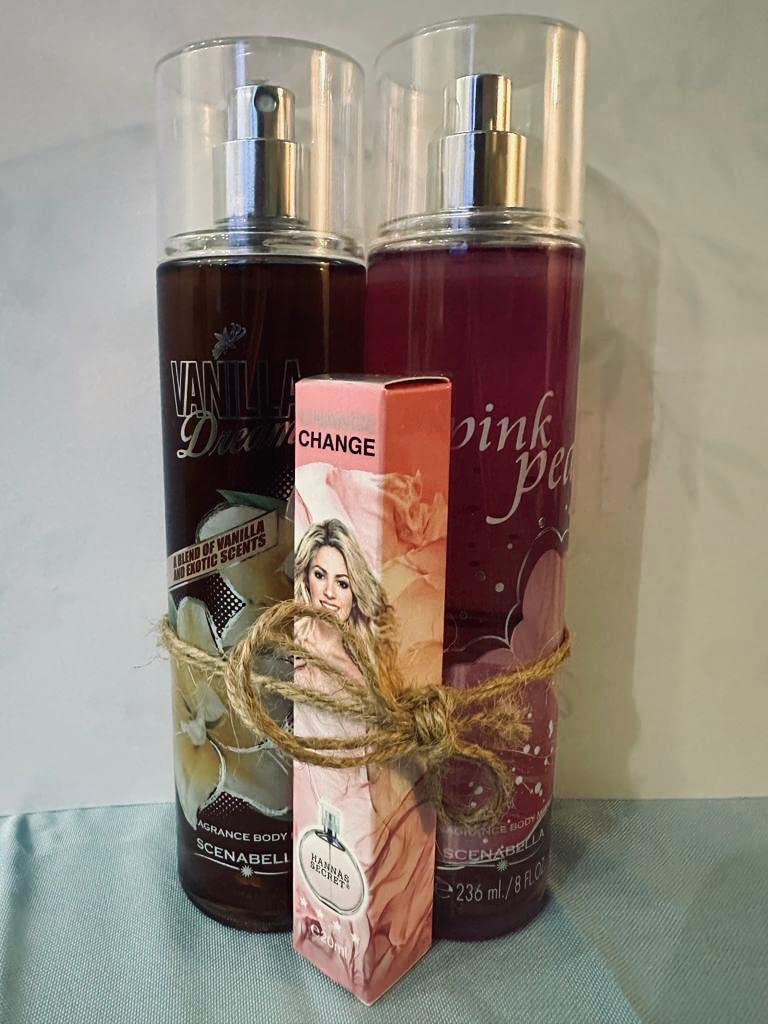 8oz Vs Pink Body Sprays