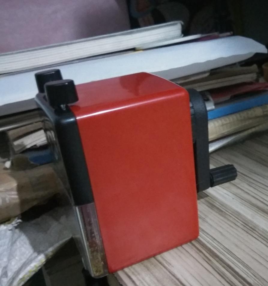 OMEGA Pencil Sharpener Super Table for kids, Super Point Manual Pencil ...