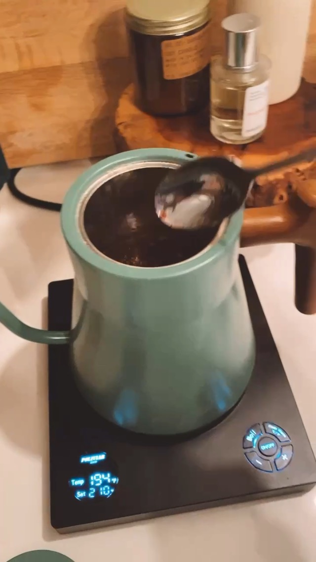 Watch Green electric tea kettle with herbal tea on Amazon Live