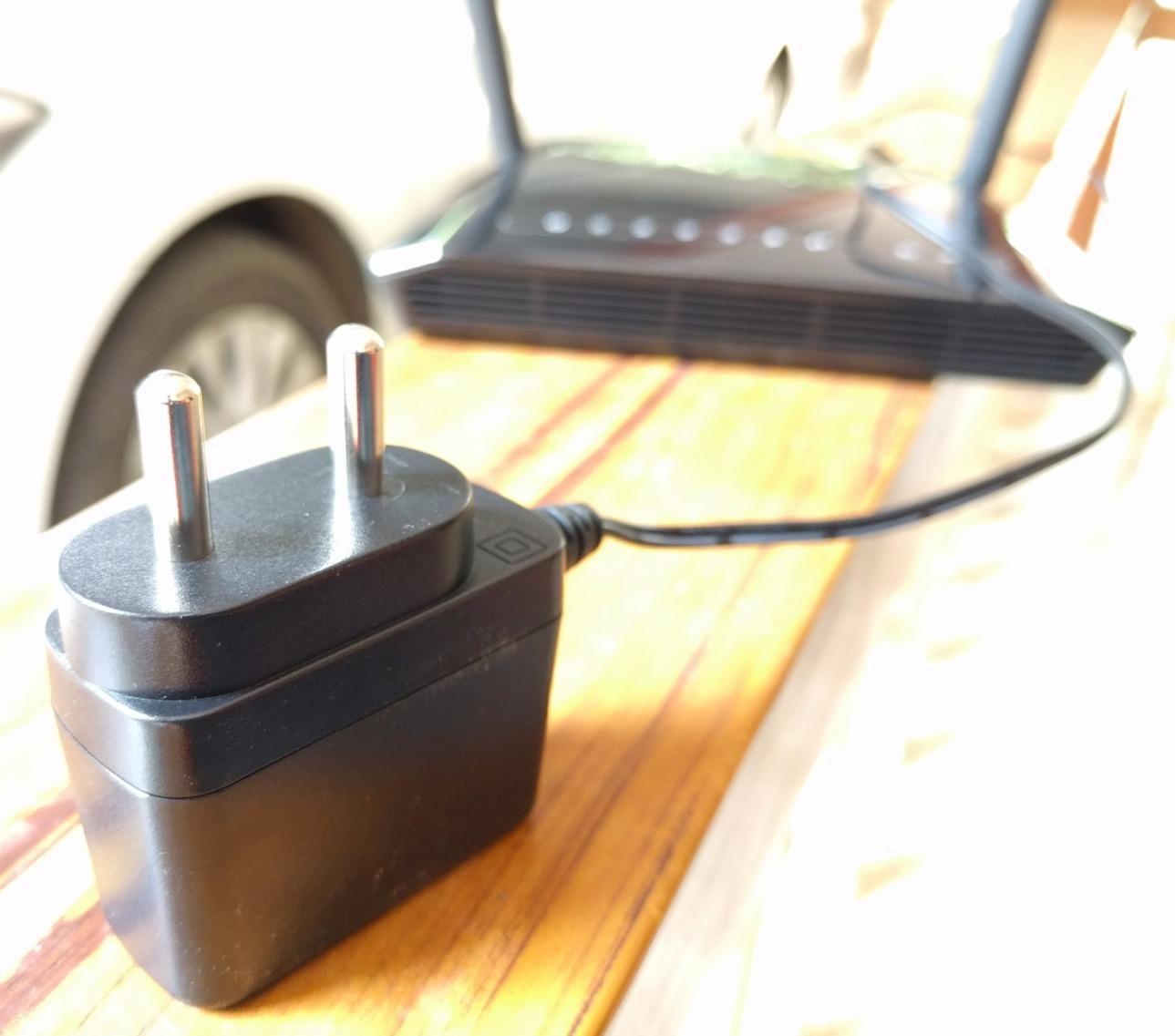 D-Link DSL-2750U Wireless N 300 ADSL2 + Router - Buy D-Link DSL-2750U ...