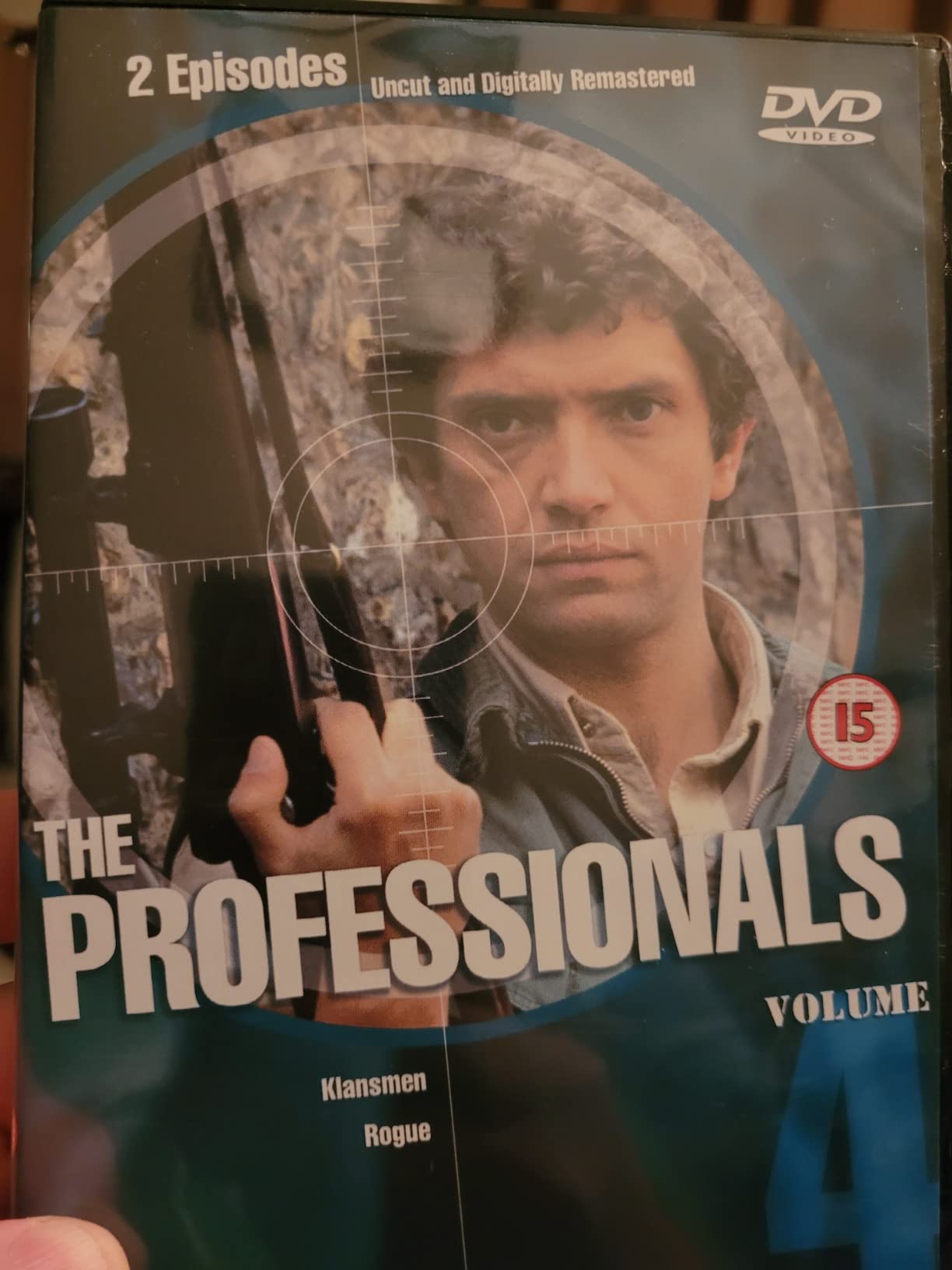The Professionals: Volume 4 [DVD]: Amazon.co.uk: Lewis Collins, Martin ...