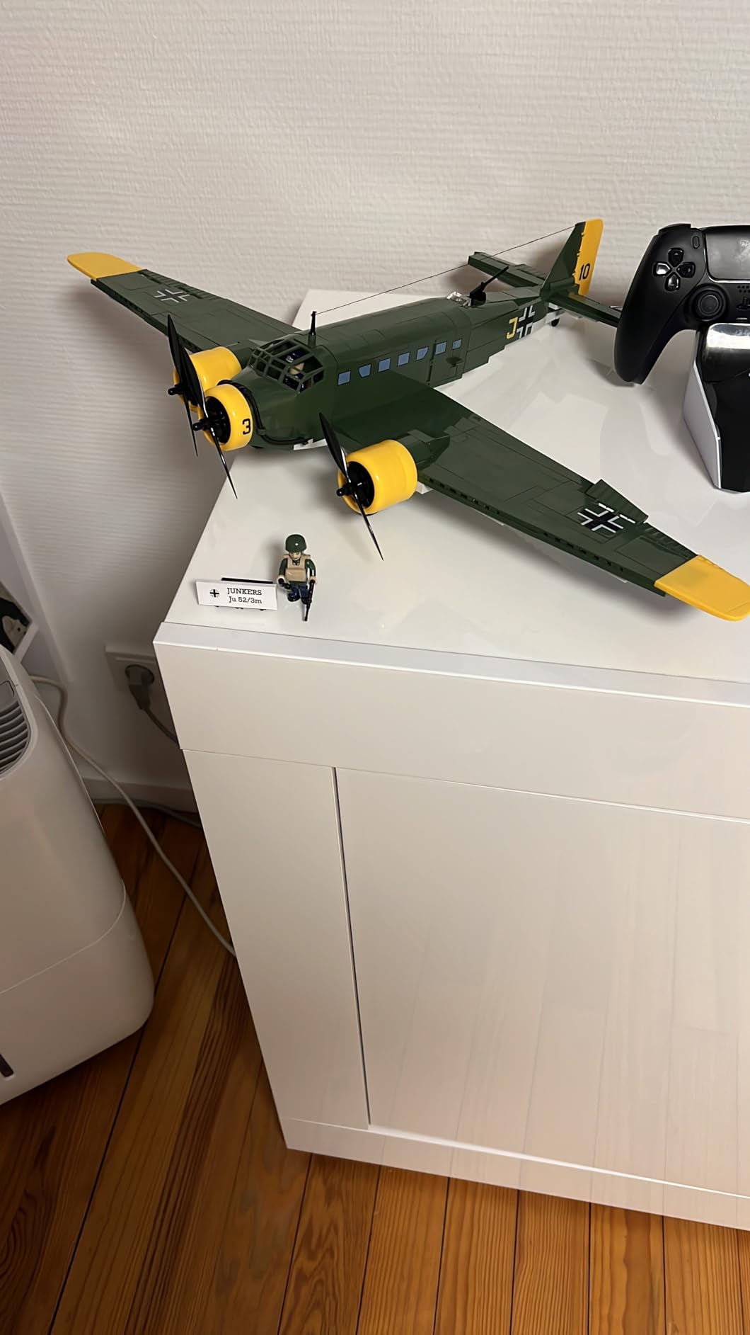 COBI 5710 Junkers JU 52/3M Toys, 3-99 YEARS OLD, Grün Gelb: Amazon.de ...