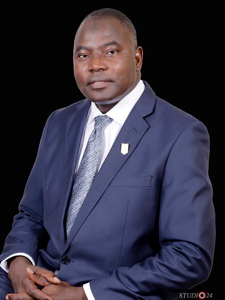 Amazon.com: DR. MOHAMMED KYARI DIKWA: books, biography, latest update