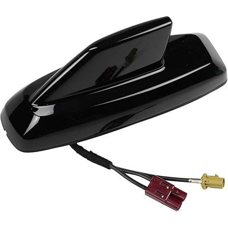 Amazon.com: GM Genuine Parts 13581173 XM Digital Radio and GPS ...