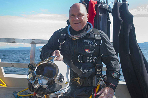 Amazon.com: John Mattera: books, biography, latest update