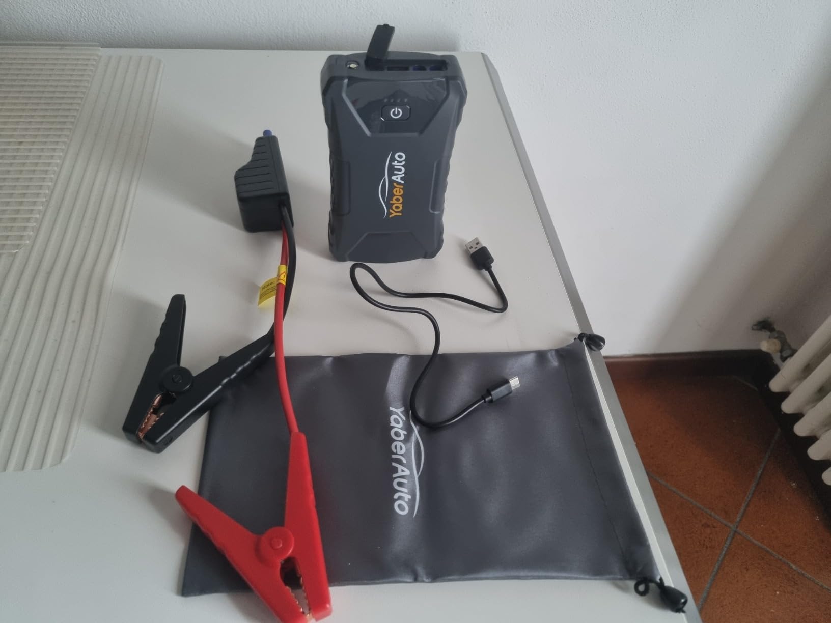 YaberAuto Booster Avviamento Auto,2000A 13800mAh Avviatore Emergenza ...