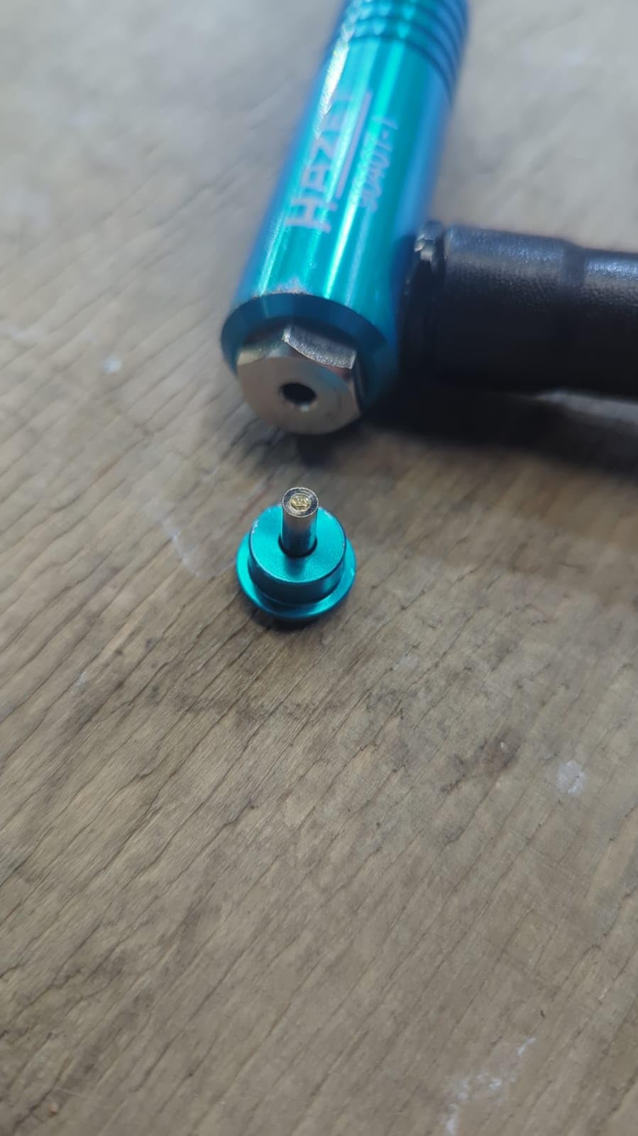 HAZET Turbo Druckluftpistole 9040T-1, Verwirbelungsdüse erzeugt starken ...