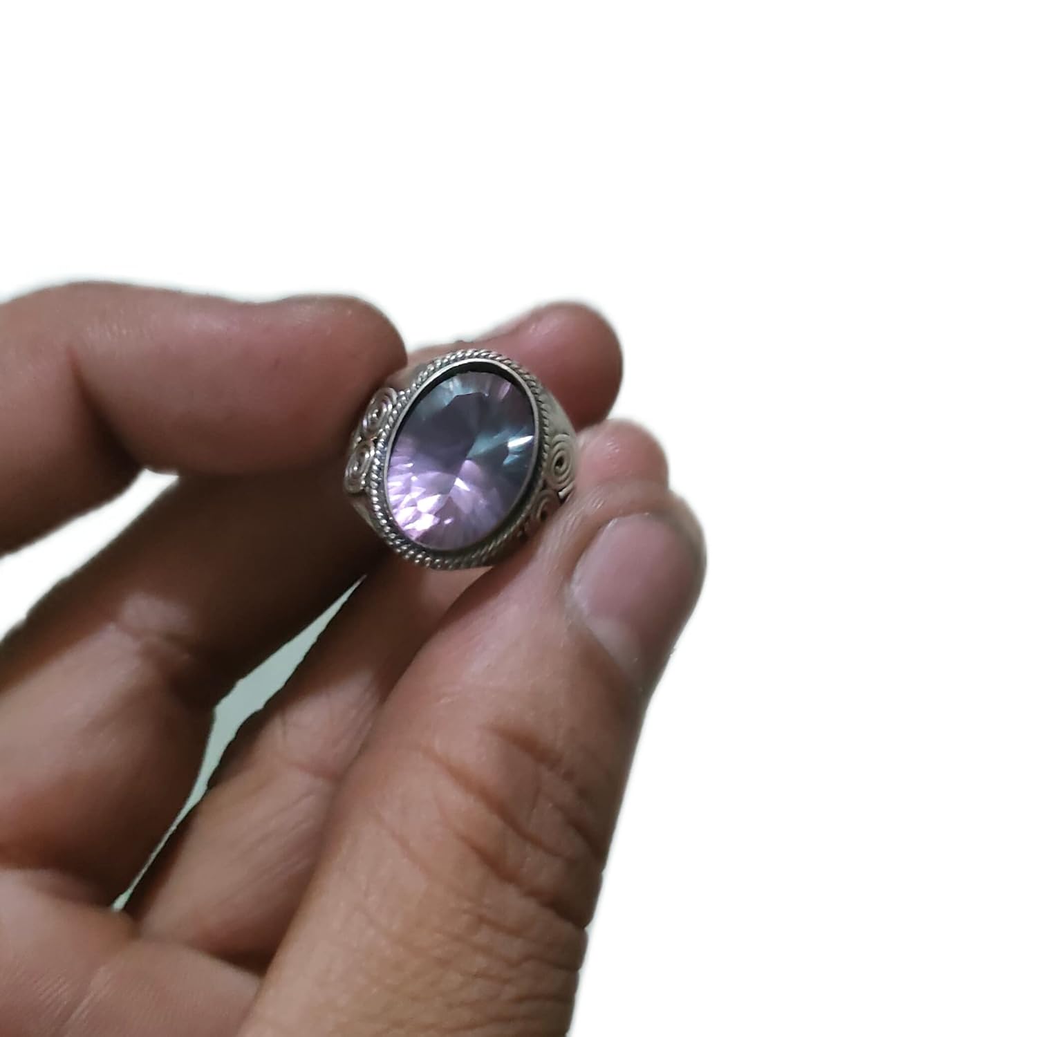 Amazon.com: Alexandrite Ring, Color-Changing Alexandrite Is Nature’s ...